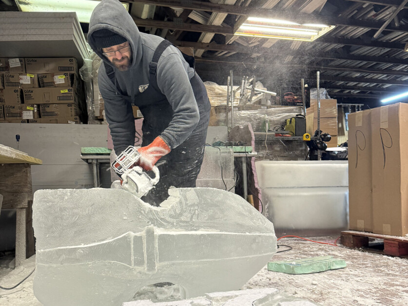 Funky Ice Fest Celebrates Winter and Music With Ice Sculptures, Arcade ...